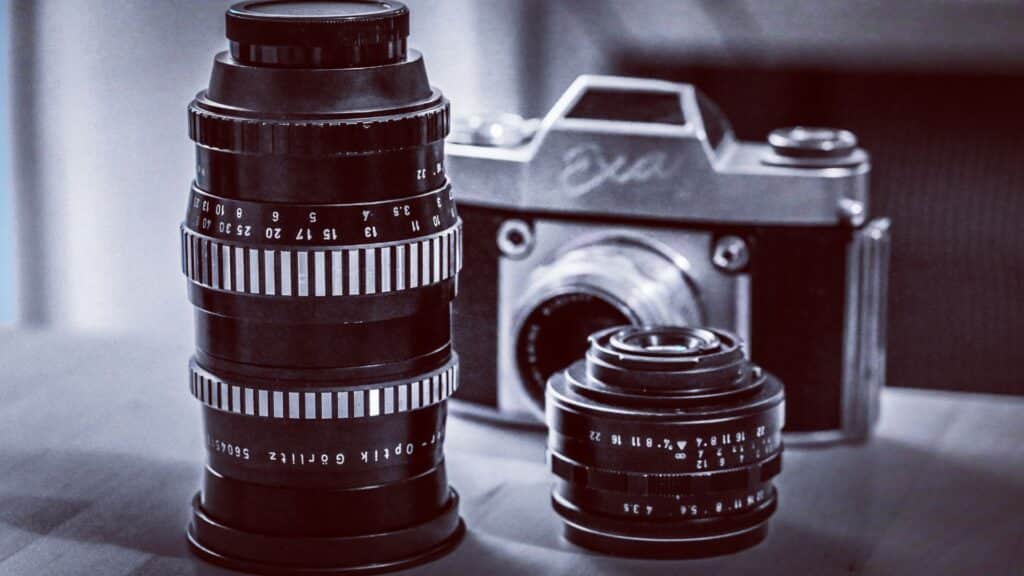 The Importance of Image Stabilization in Camera Lenses